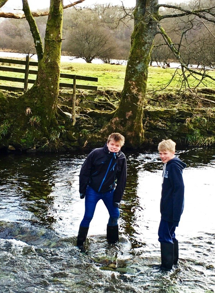 Over 40 style - the British preppy look - Midlifechic