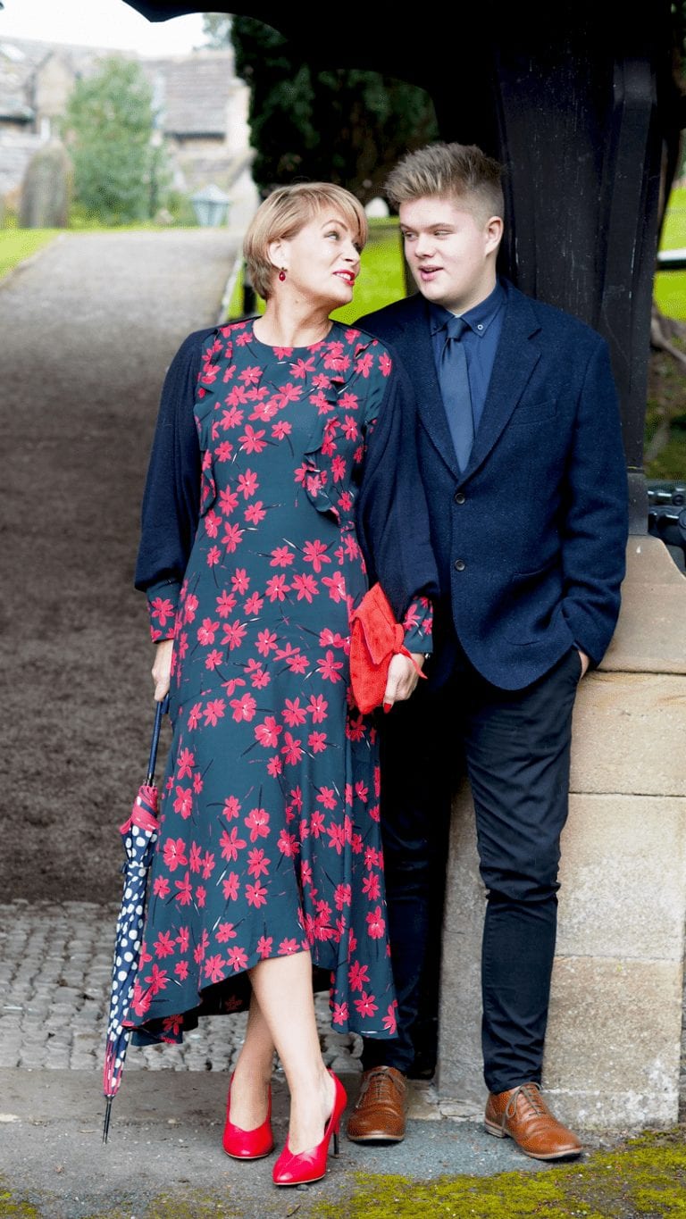 Side stripe trousers, a great solution... and a midlife wedding ...