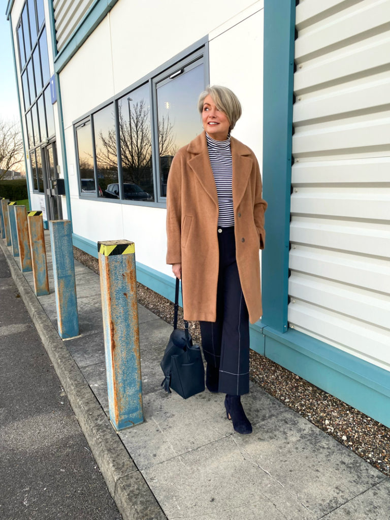 How to make necklines work for your body - Midlifechic