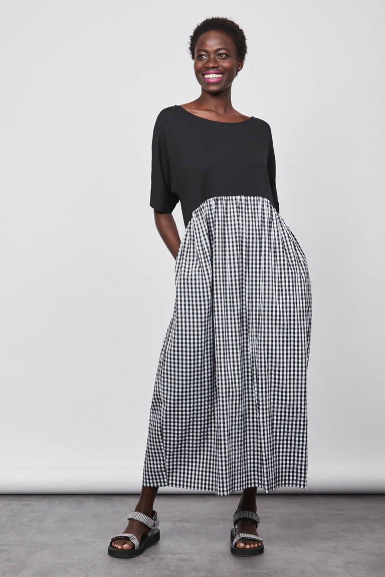 On growing older contentedly - and bold SS22 looks - Midlifechic
