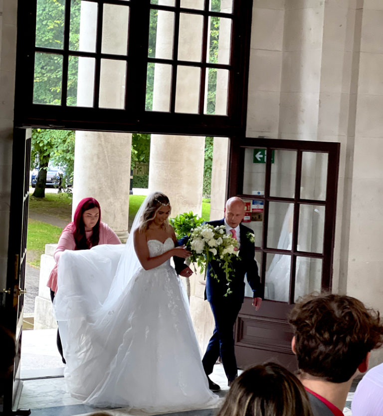 Love & marriage - the joy of a simple wedding - Midlifechic