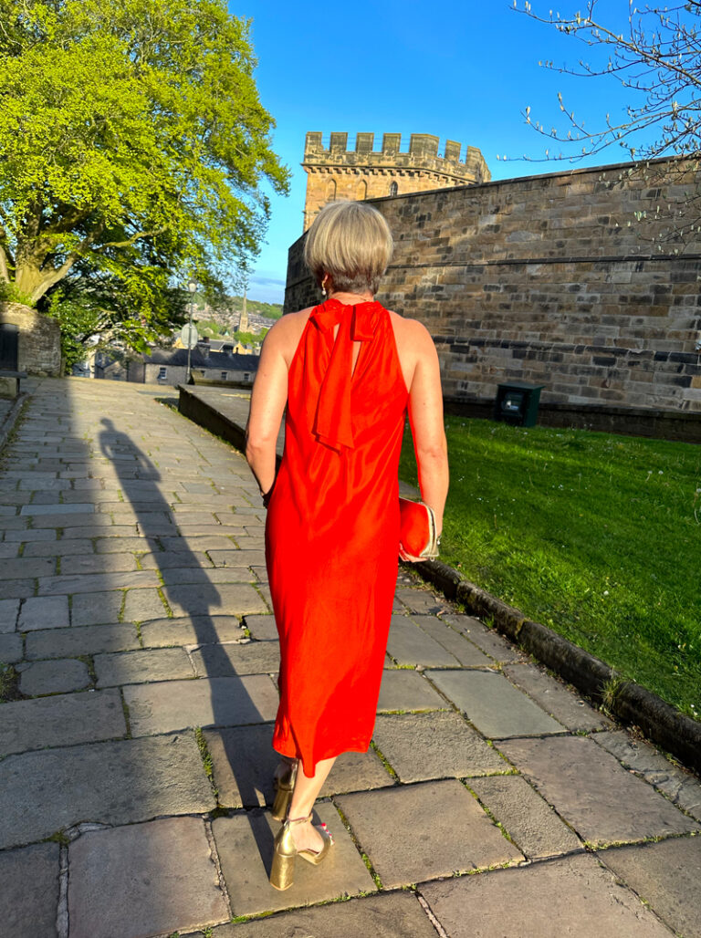 Summer outfits for different occasions - Midlifechic