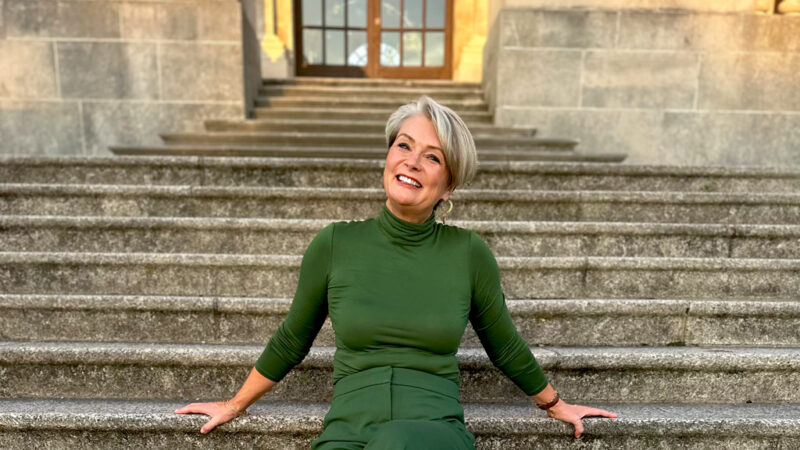 Midlifechic - The thinking woman's style blog