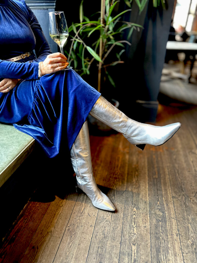 Making Midlife Outfits Stand Out Midlifechic